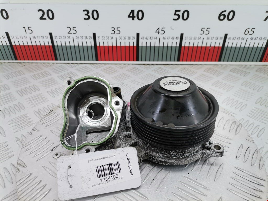Насос водяной (помпа) BMW 5-Series (F07/F10/F11/F18) 11518516204 арт. 1984105