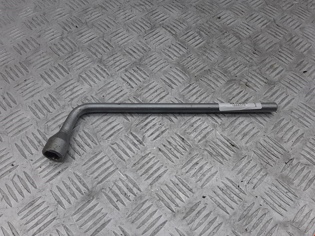 Ключ баллонный Mercedes C-Class (W203) A2215810001 арт. 1668370