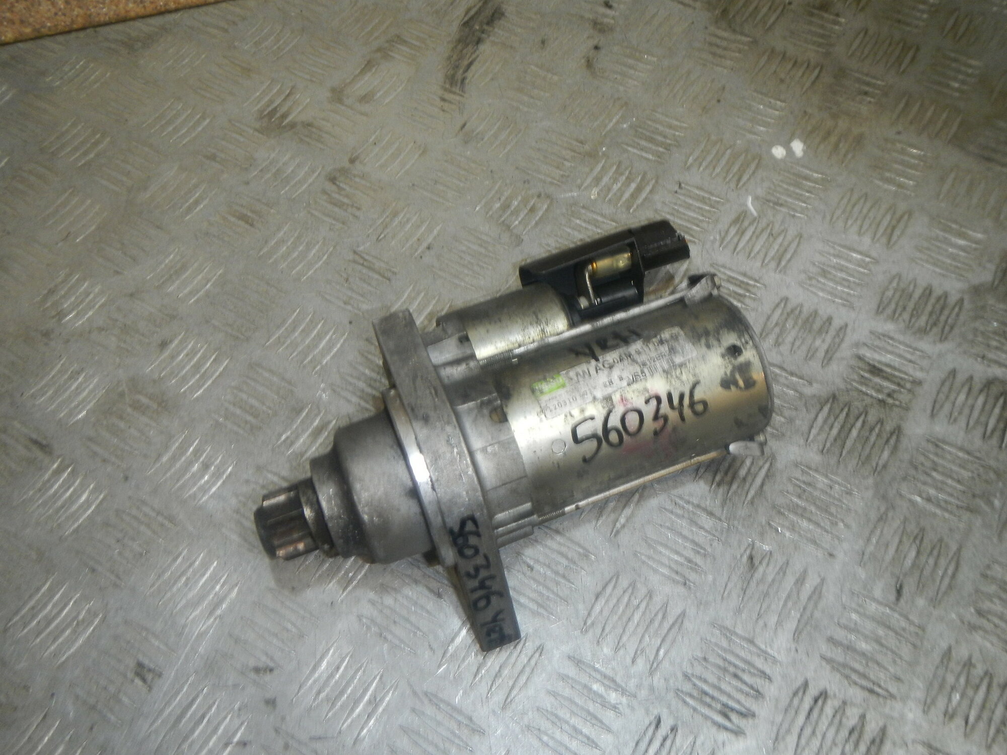 Б/У Стартер, Skoda (Шкода)-YETI (09-) SKODA YETI (09-) Без видимых повреждений. 560346 VAG арт. 0AM911023B