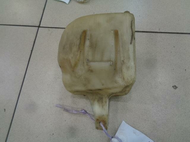 Бачок омывателя лобового стекла от Opel Vectra A 1988-1995