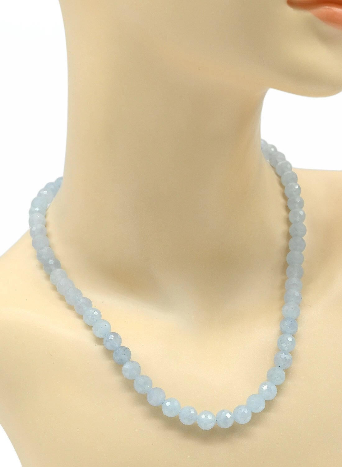 Бусы, кальцит