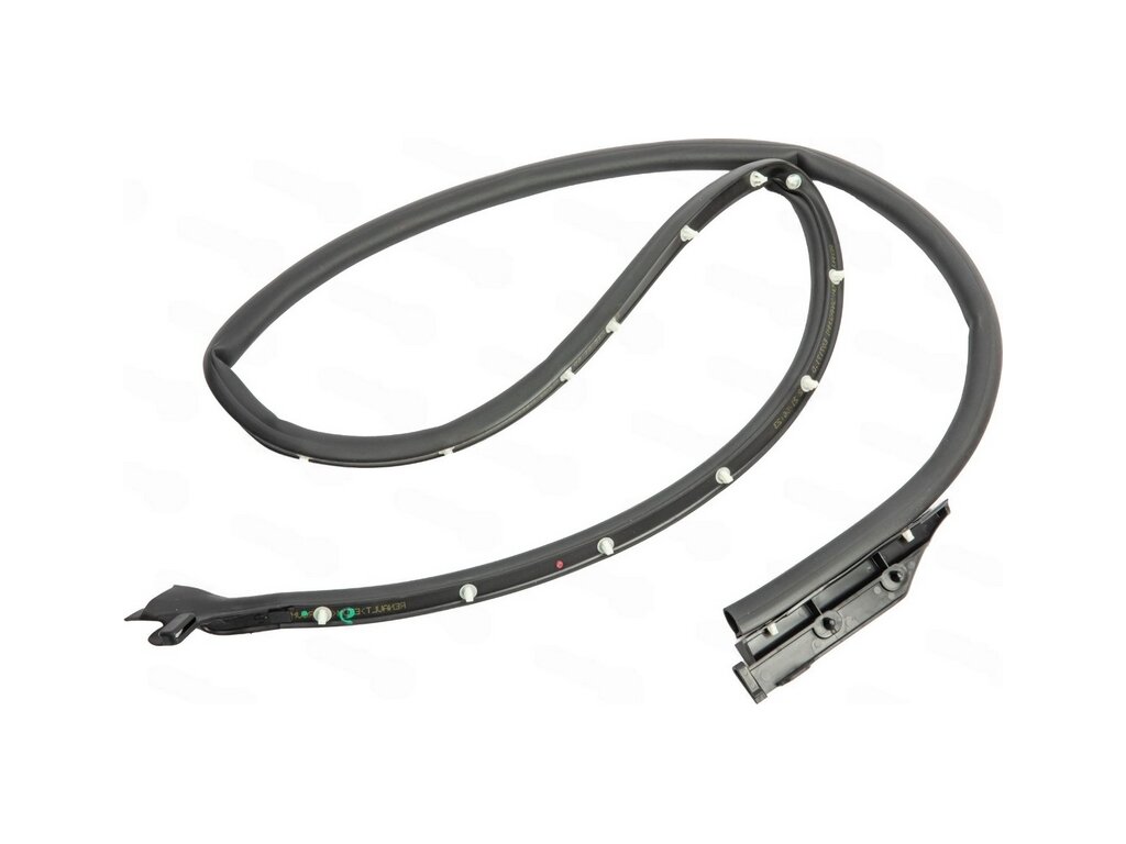 Уплотнитель грязезащитный нижний задней правой двери Рено Дастер с 2012