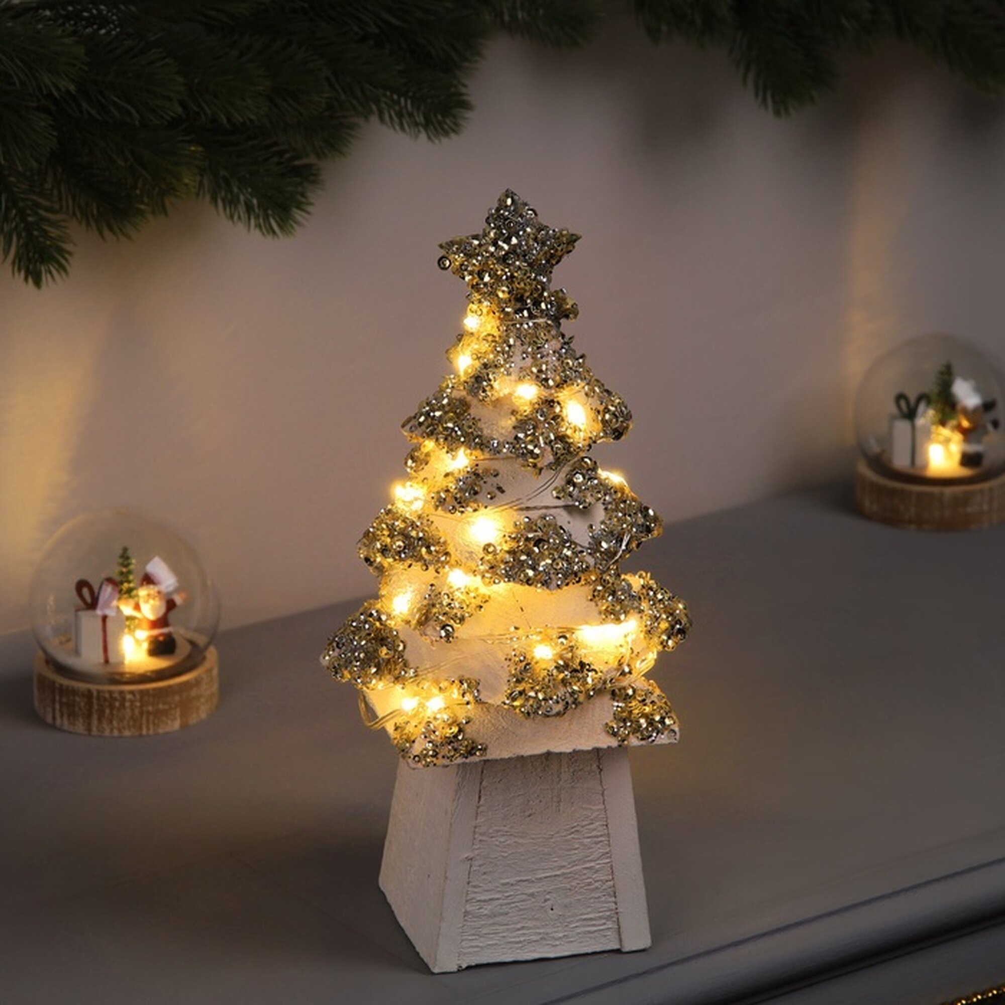 Фигура деревянная «Ёлочка белая», 27×14х14 см, 35 LED, батарейки AAx2 (не в комплекте), свечение теплое белое