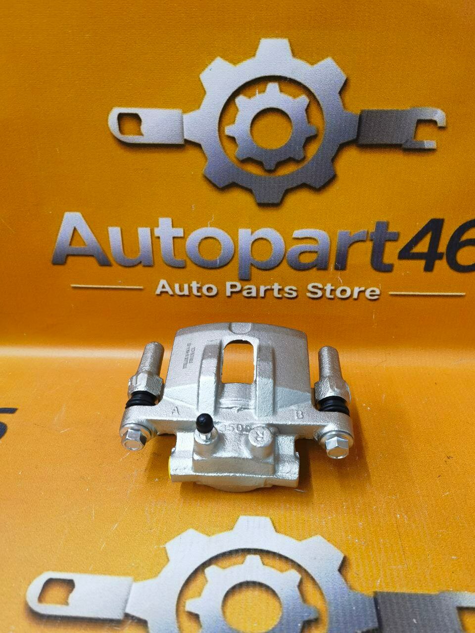 Суппорт задний со скобой правый Лансер 10 Mitsubishi Lancer X, Mitsubishi ASX