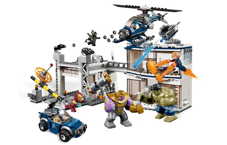 LEGO Super Hero Collection Marvel, The Avengers, Final Battle At The Base Building Blocks 699pcs 76131 null