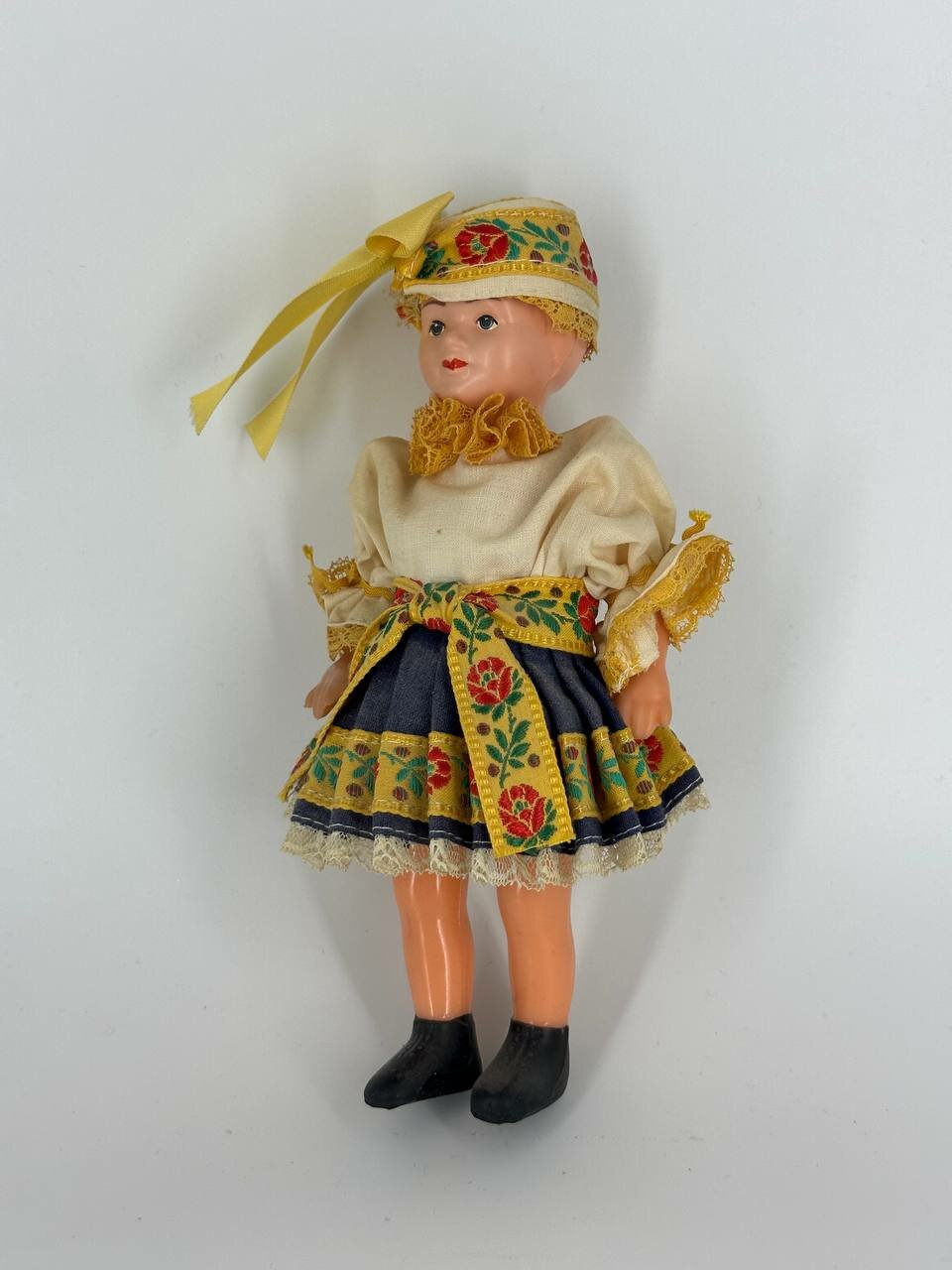 Сувенирная кукла в коробке, винтаж, Чехословакия, коллекция, антиквариат, 22 см