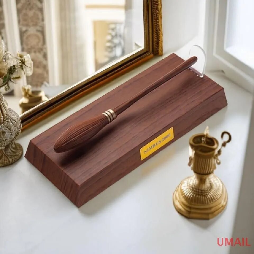 Сувенирная магнитная левитирующая шариковая ручка(Гарри Поттер)NIMBUS2000