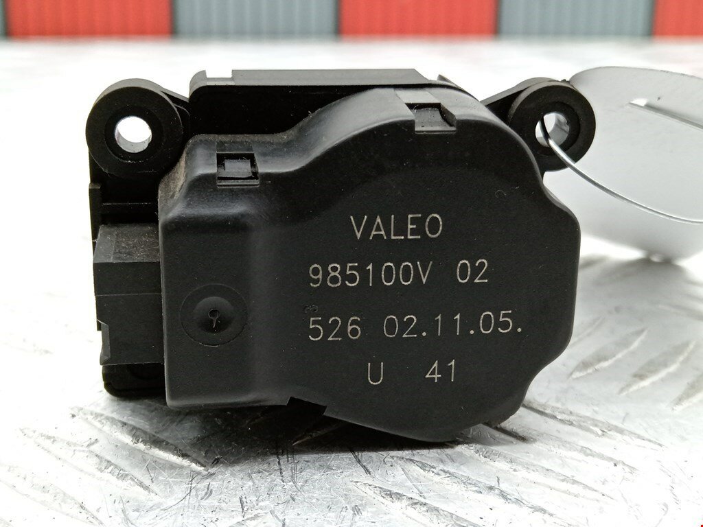 Сервопривод (электропривод моторчик привода) заслонки печки Opel Vectra C 9180202 арт. 1861999