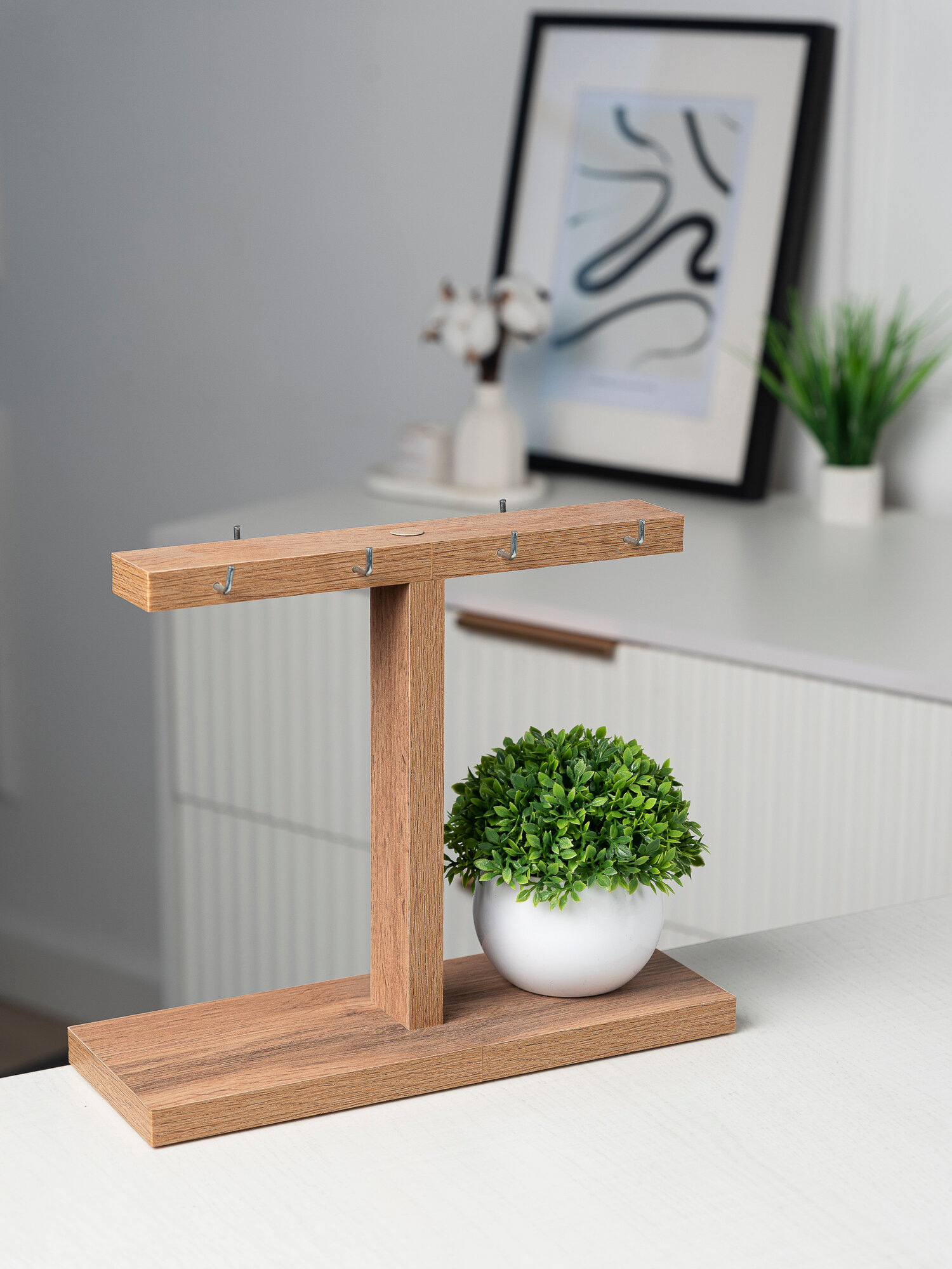 Подставка-держатель для типс