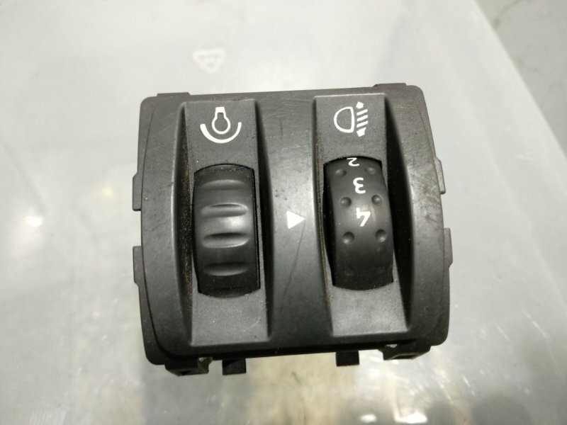 Б/У Кнопка корректора фар Renault Fluence 10-/Megane 3 09-/Latitude 10-/Clio 4 12-б/у , Рено Флюенс Кнопка корректора фар Ren...