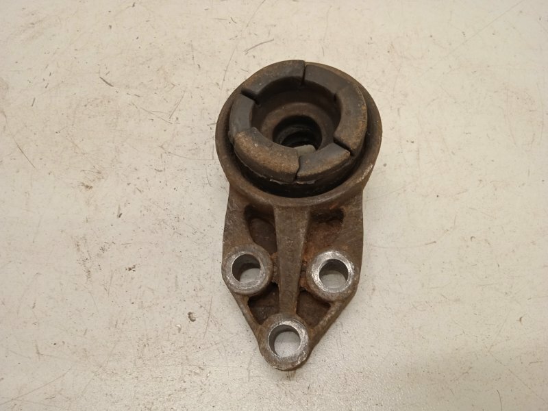 Б/У подушка двигателя, Форд Эскейп, Ford Maverick 2001-2007 Опора двигателя Ford Escape 2001-2007 Задн. 77959 FORD арт. YL8...