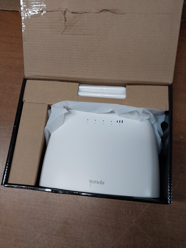 Wi-Fi Роутер TENDA 4G06 (1463225)