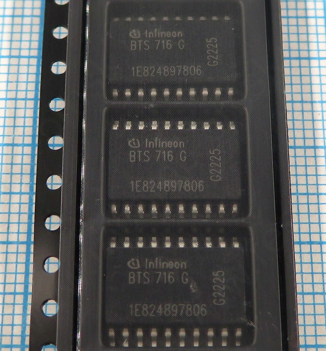 BTS716G - Smart High-Side Power Switch — фото 1