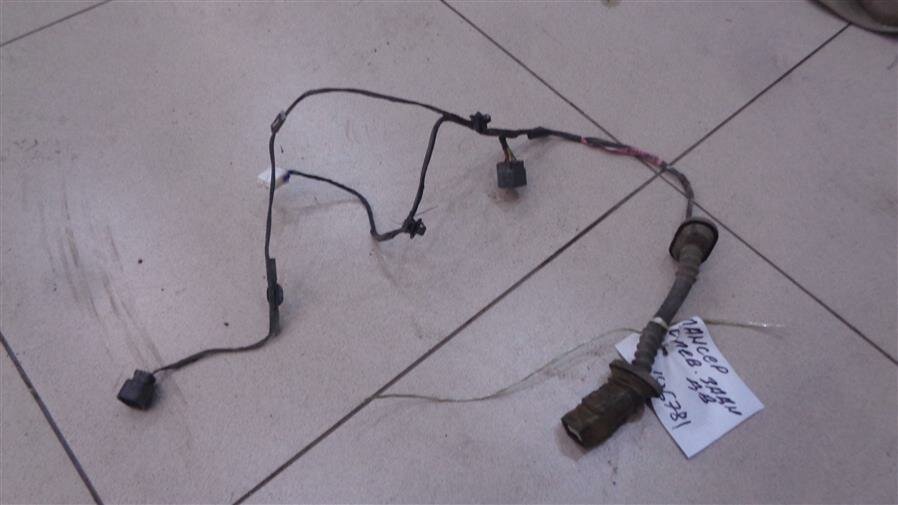 Проводка двери задней левой от Mitsubishi Lancer Cedia CS 2000-2003