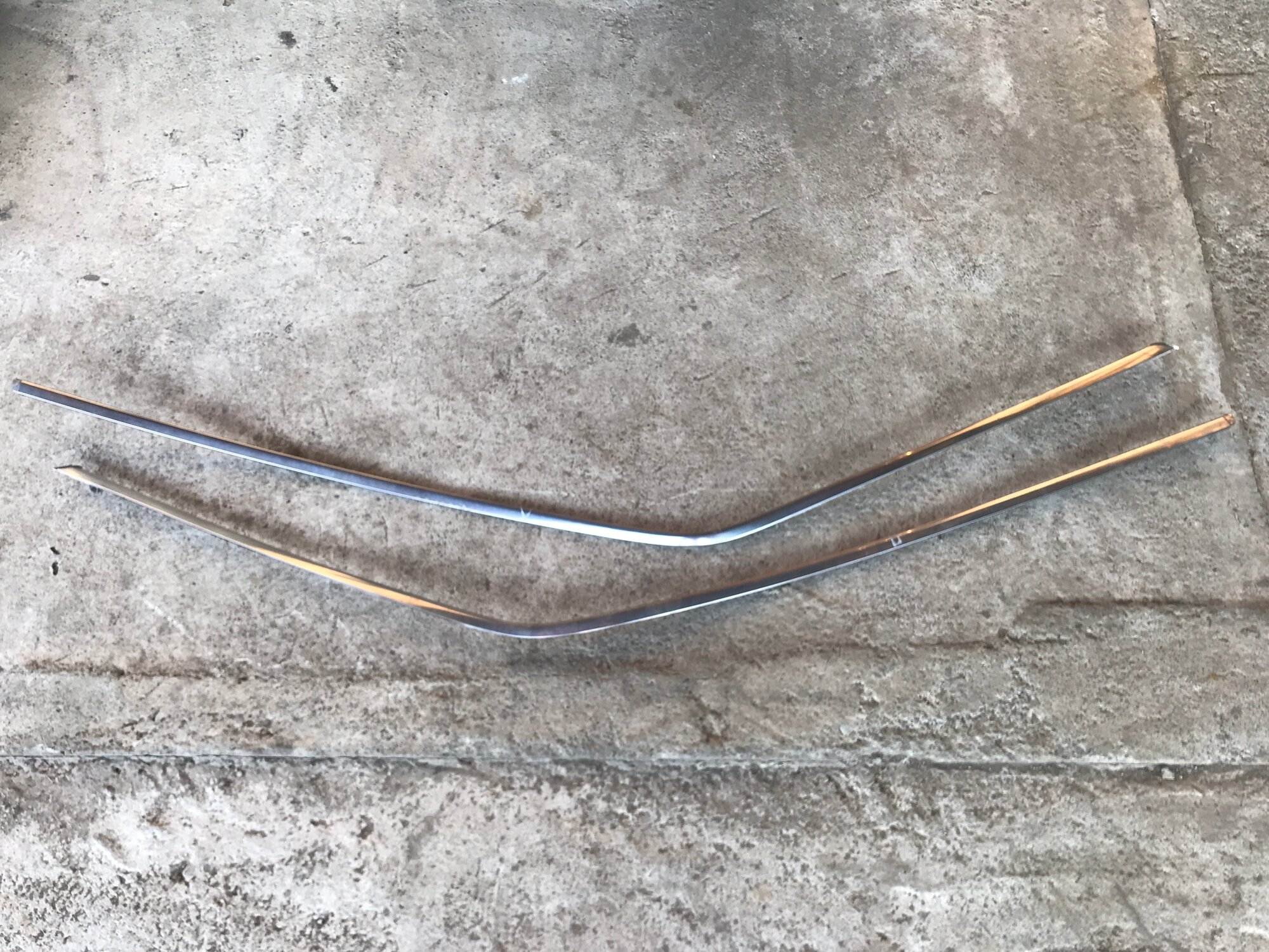 Молдинги кузовные комплект Nissan Sunny B12 1987 г