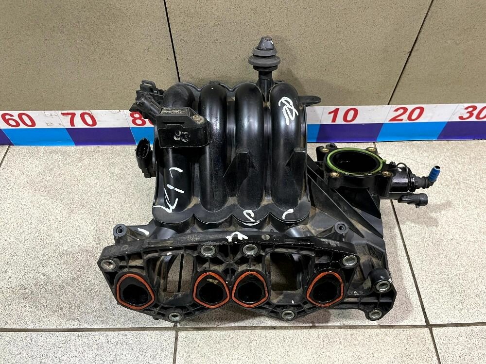 Впускной коллектор Fiat Albea 71724729