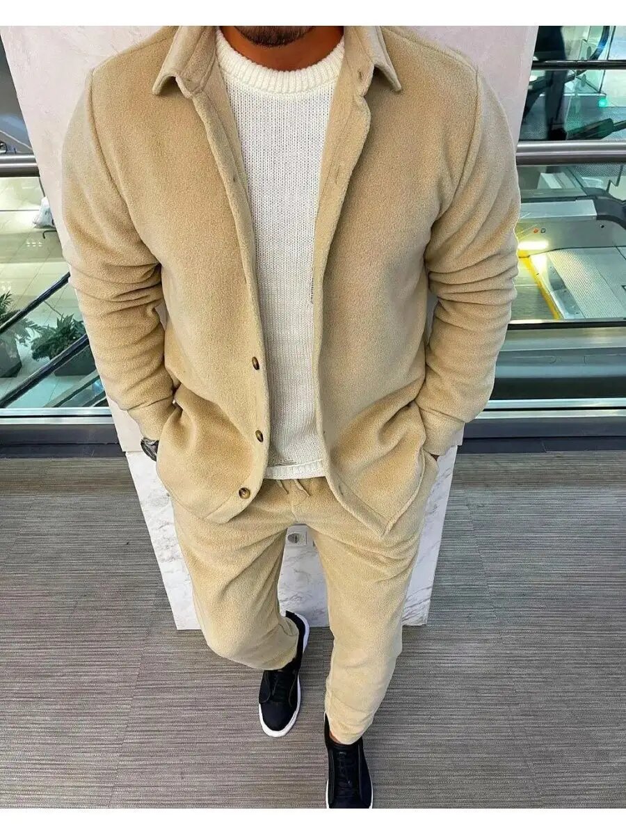 Костюм спортивный