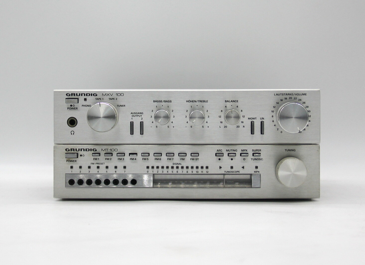 Тюнер Grundig MT 100