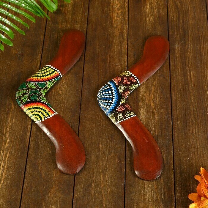 Сувенир 'Бумеранг с точечной росписью' коричневый 40х7х1 см