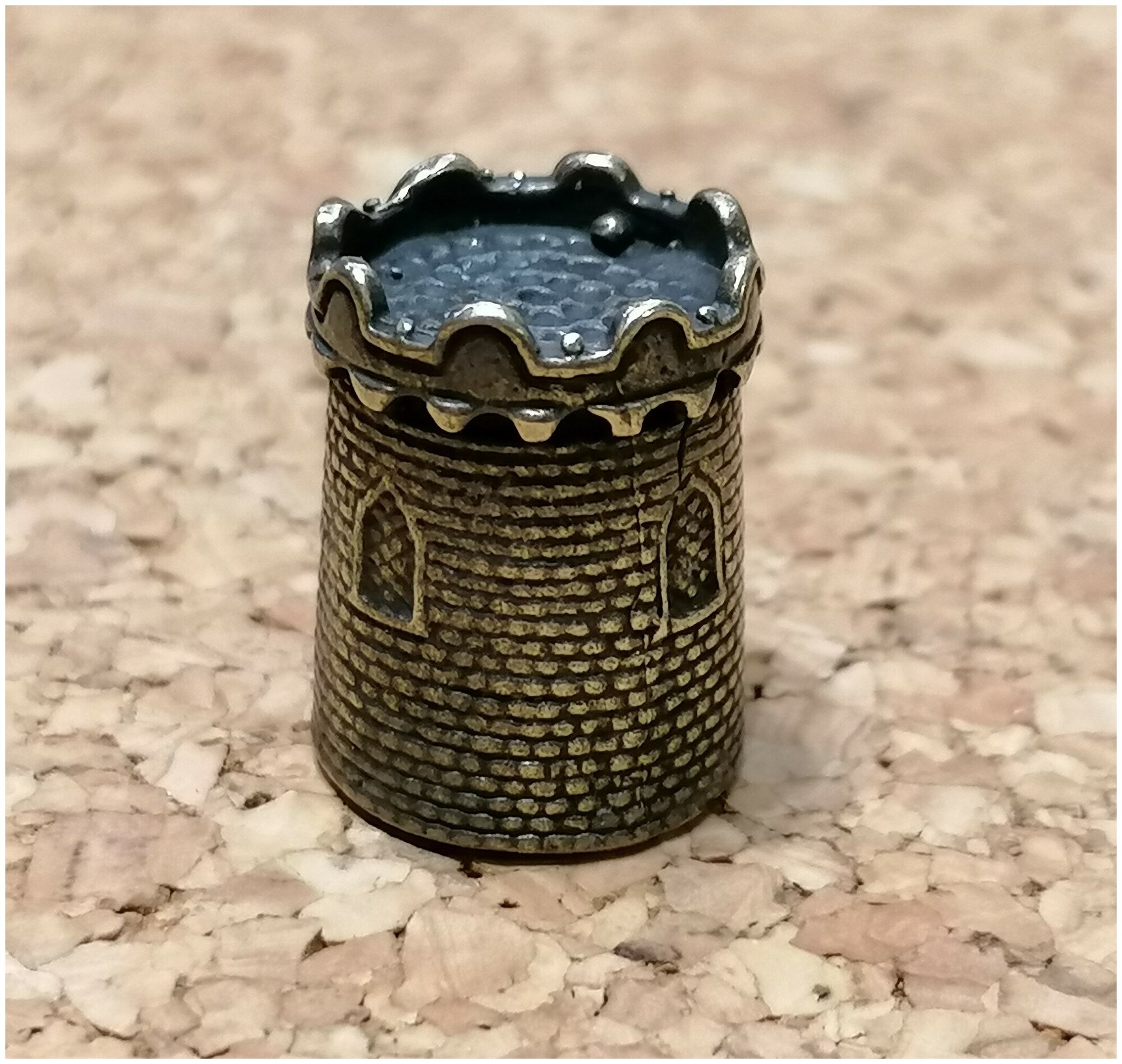 Наперсток бронзовый " Крепостная Башня "