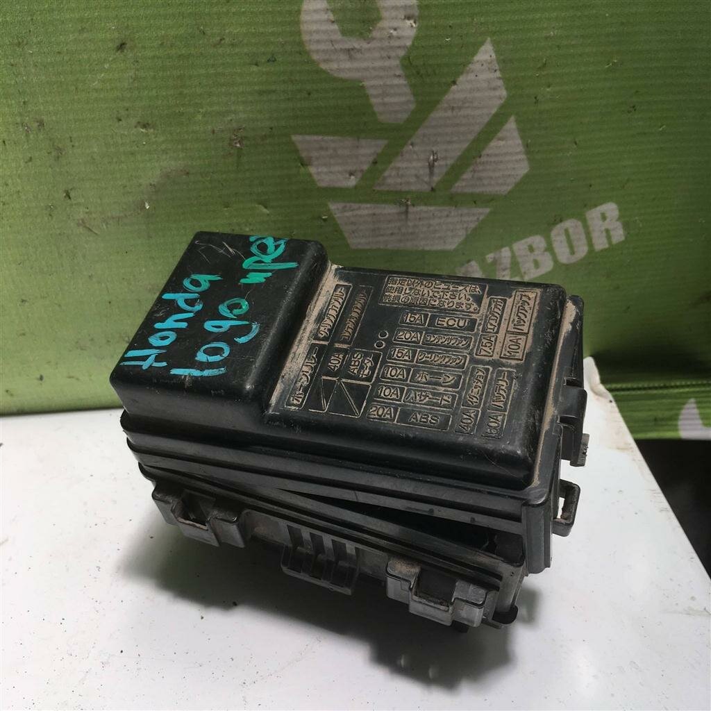 Блок предохранителей Honda Logo