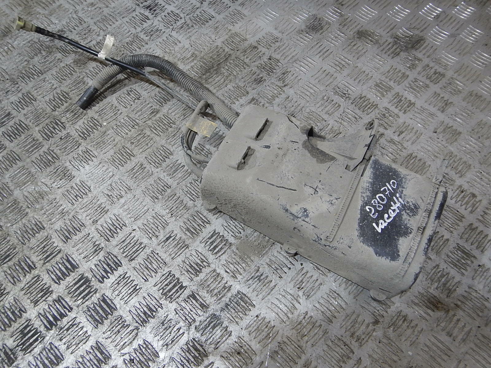 Б/У Абсорбер (фильтр угольный), Chevrolet (Шевроле)-LACETTI (04-) CHEVROLET LACETTI (04-13) Без видимы повреждений. 2807...