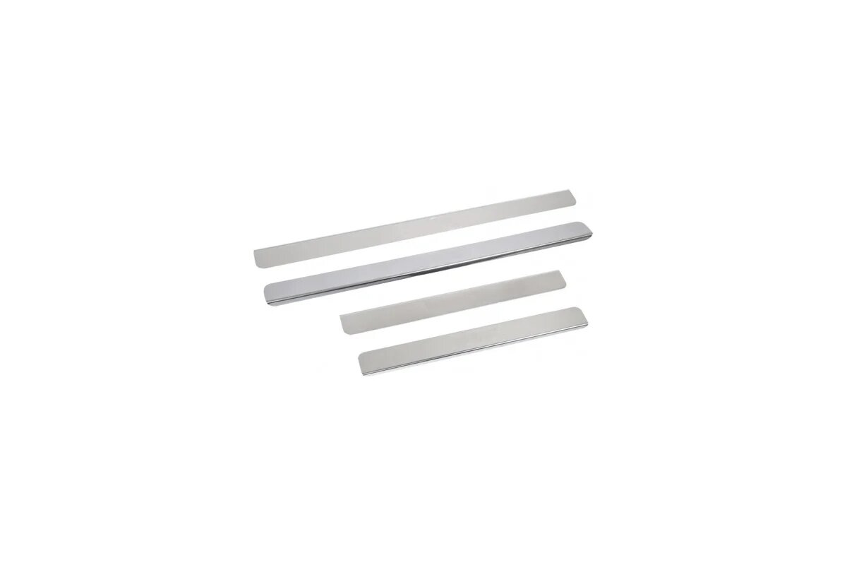 Накладки внутренних порогов DolleX LADA Largus 452×52 мм передние, 280×52 мм задние – защитные декоративные аксессуары для Lada Largus