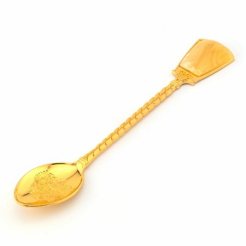 Сувенирная позолоченная ложечка, украшенная натуральным янтарем