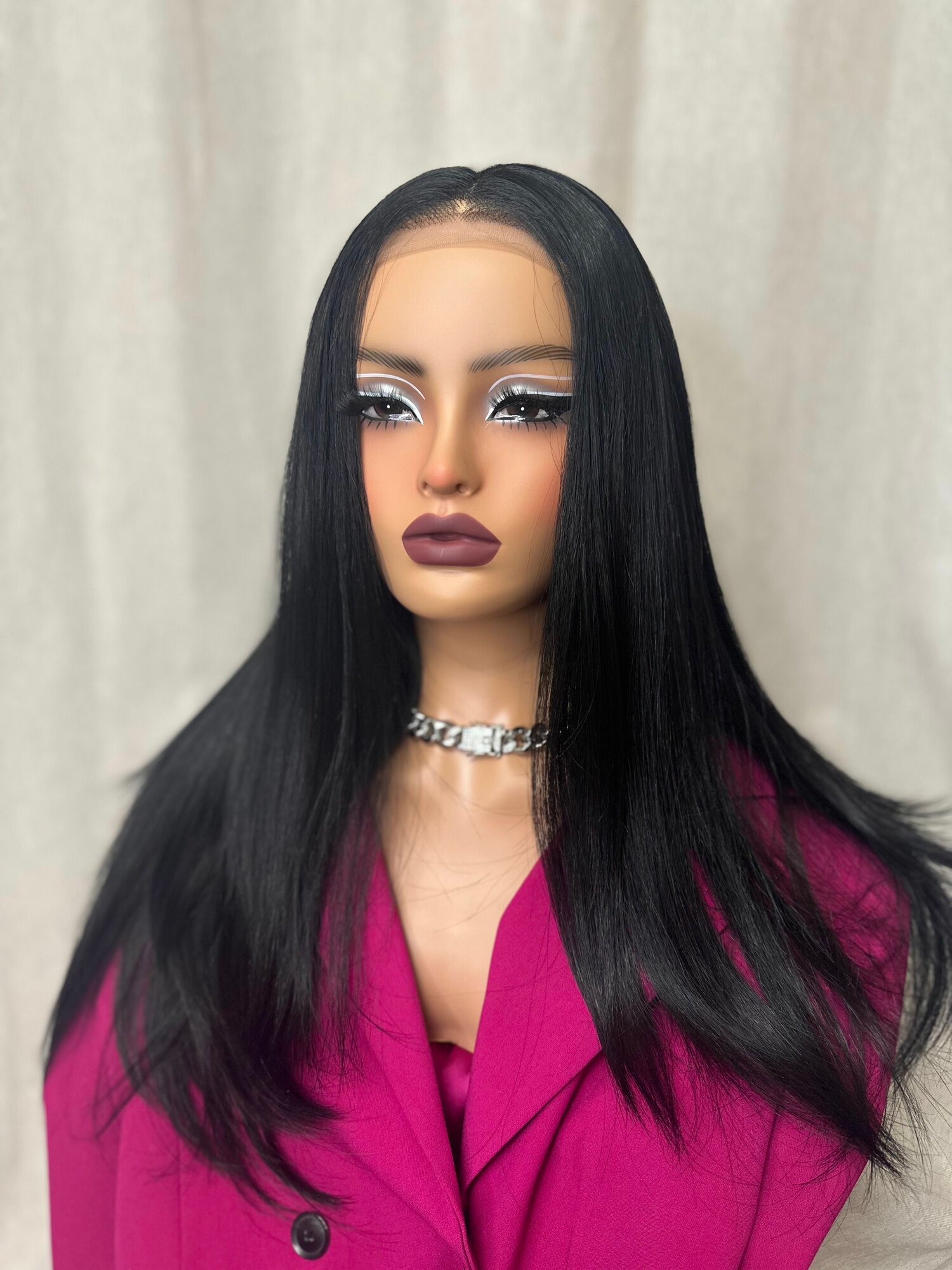 Реалистичный парик на сетке длинный