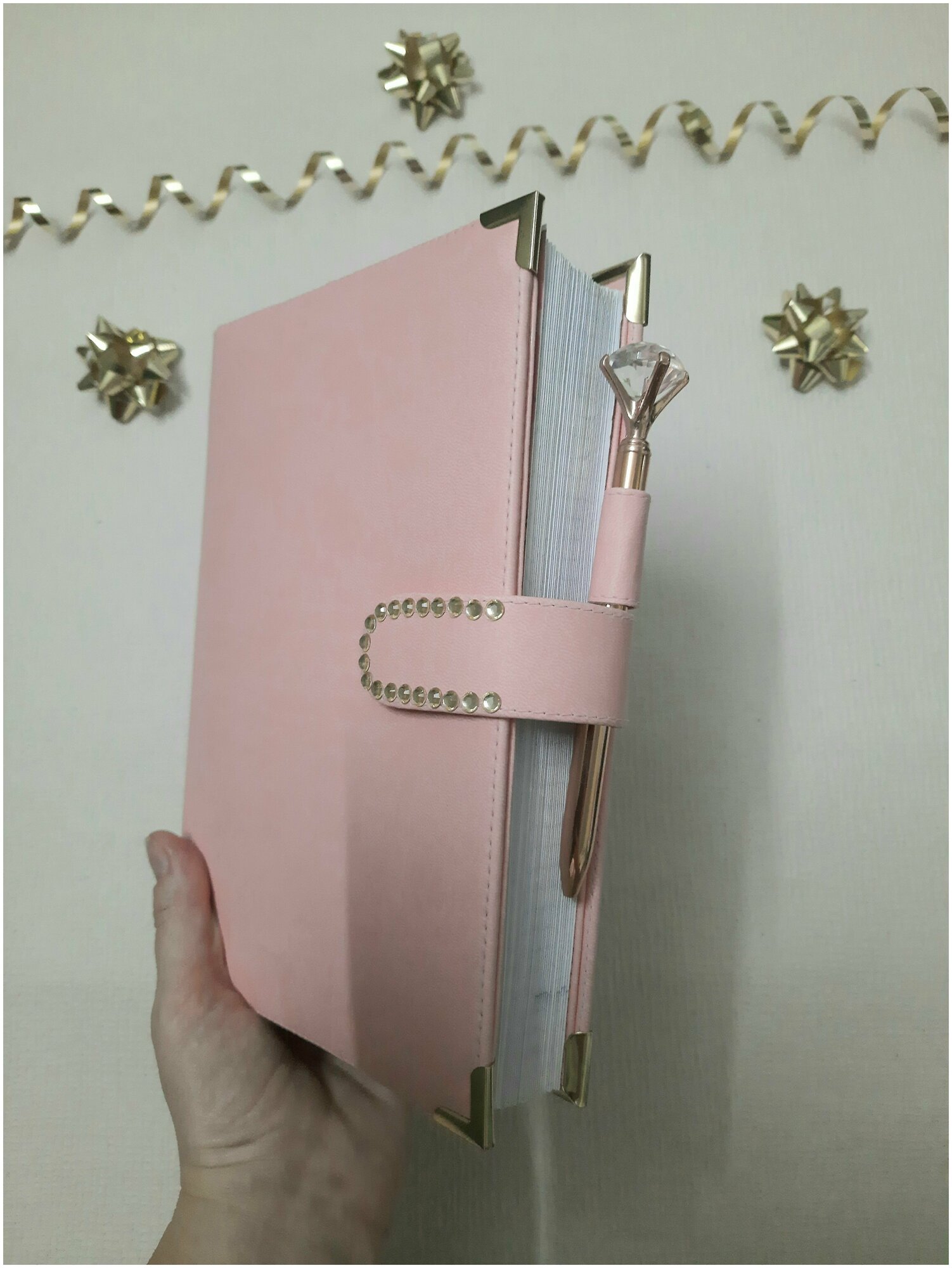 Недатированный планер "Fashion girl", А5, в книжном переплёте, 160 л, обложка из экокожи