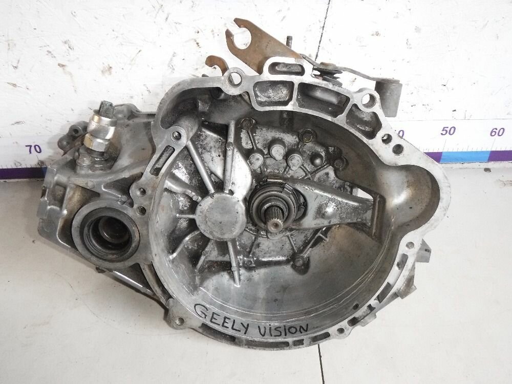 Механическая коробка передач Geely Vision 3000000010