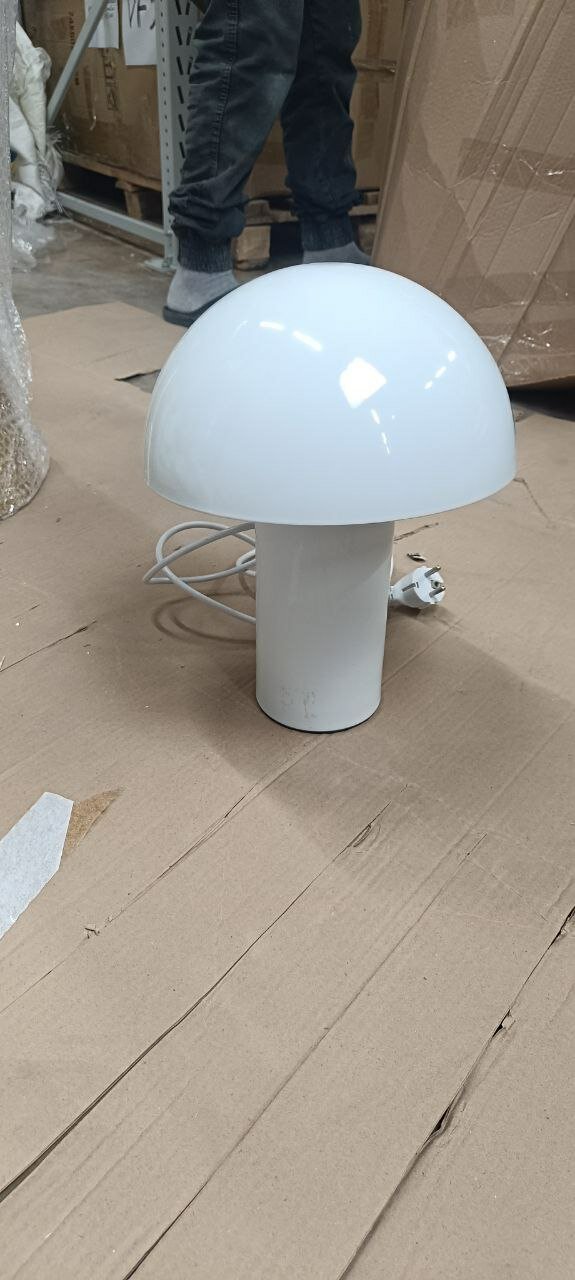 Светильник настольный Fractica "Fungo W250", белый, 2 лампы, 120 Вт, металл