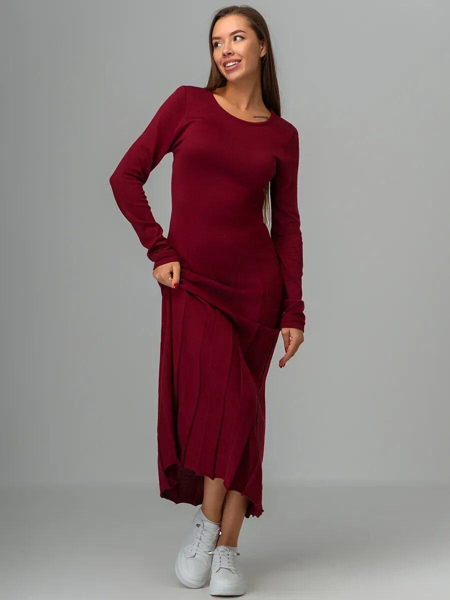 Платье для женщин