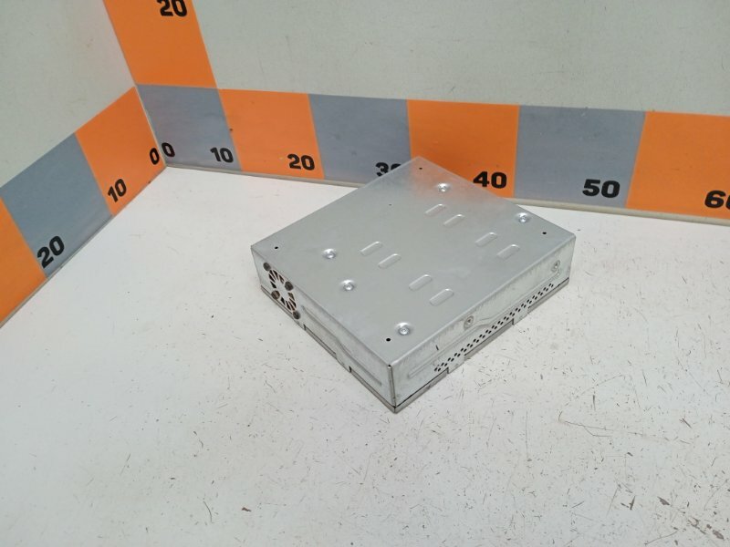 Б/У TV-тюнер, Ауди А8, S8 Блок электронный Audi A8 2006 D3, 4E2 219786 VAG арт. 4E0919146C