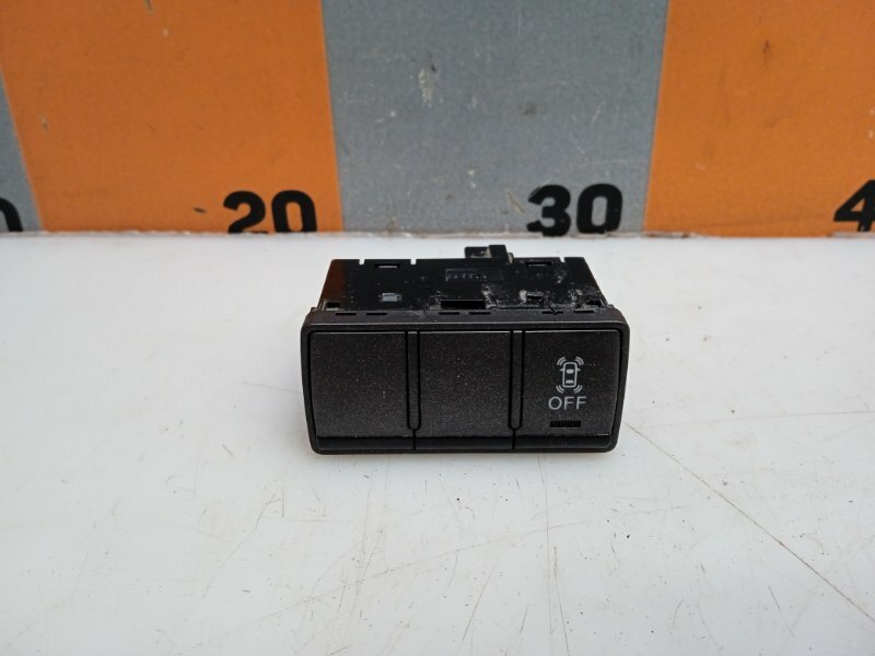 Б/У парктроника, Ниссан Патрол Кнопка Nissan Patrol 2010 Y62 291317 NISSAN арт. 251B31LB0G