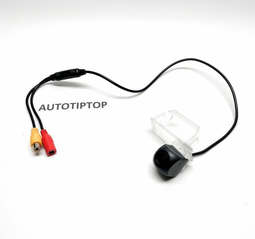 Камера заднего вида - Ford Fiesta AHD 720P в штатное место