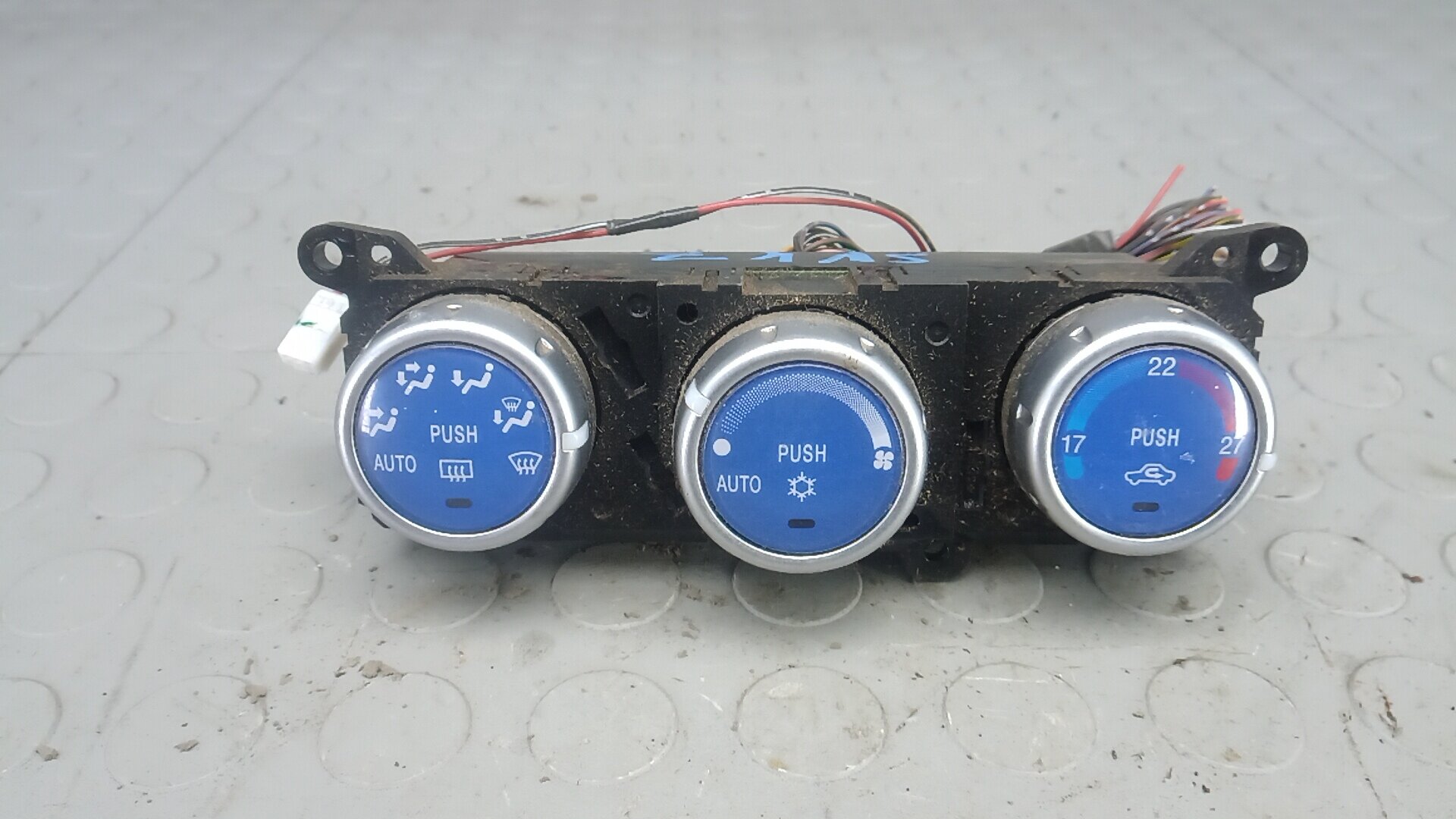 Блок управления печки и климат-контроля MITSUBISHI L200 K4T, Номер MN123598