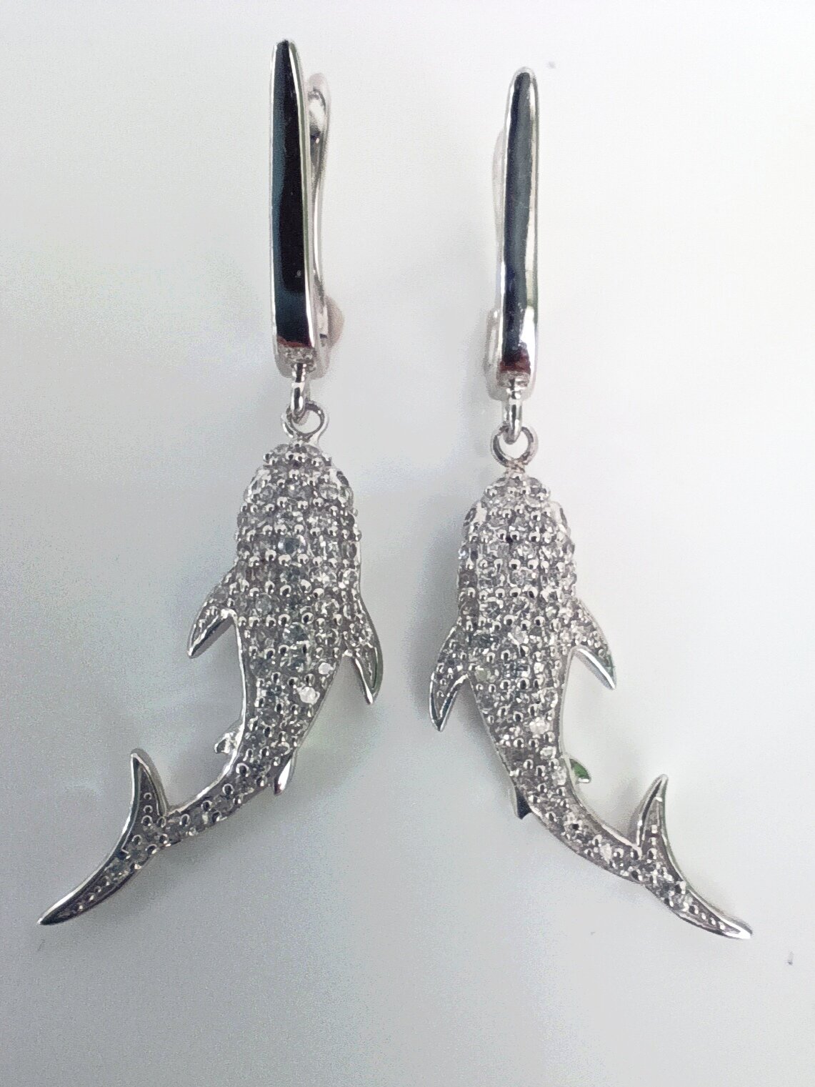 Серьги с подвесками, серебро, 925 проба, родирование, фианит