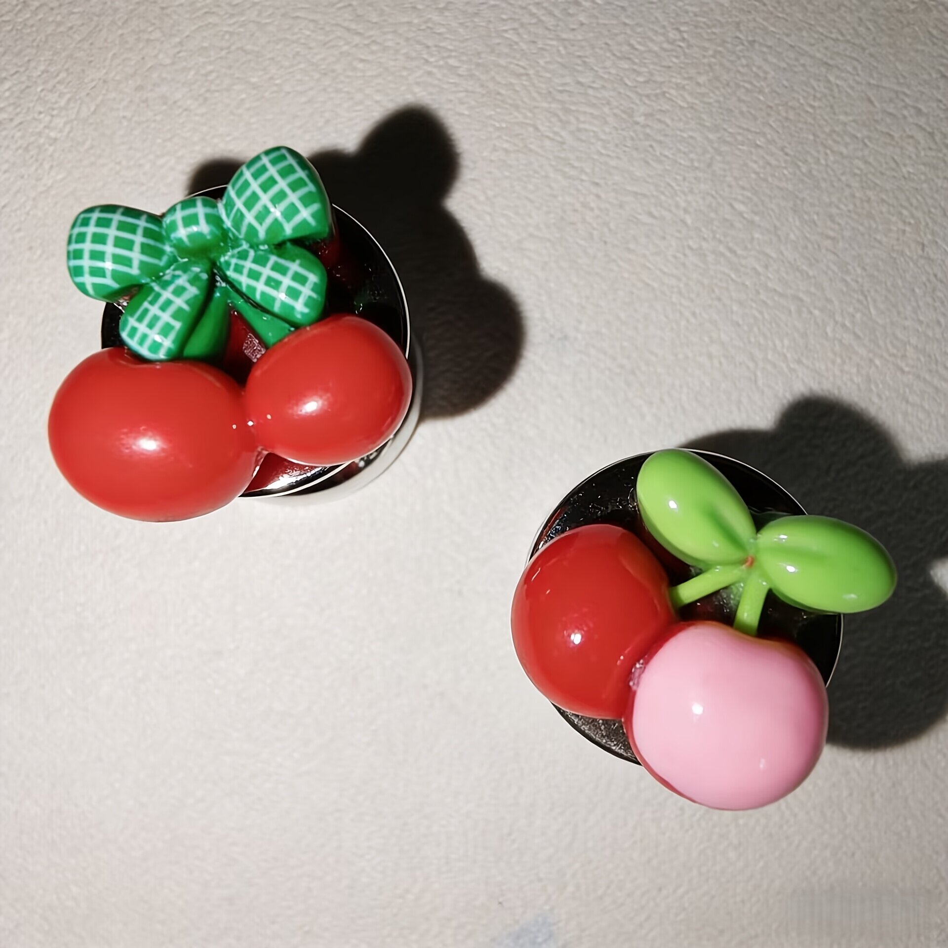 Ручка для смыва унитаза Cherry, 2 шт, розовая вишня + зеленая клетчатая вишня