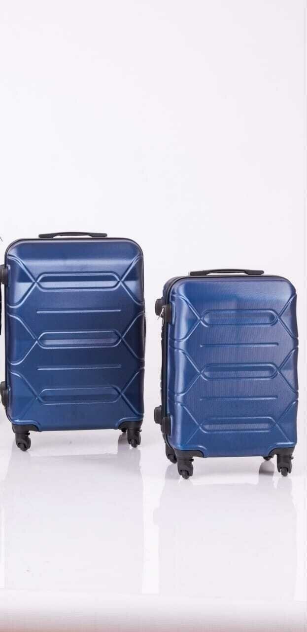 Комплект чемоданов 