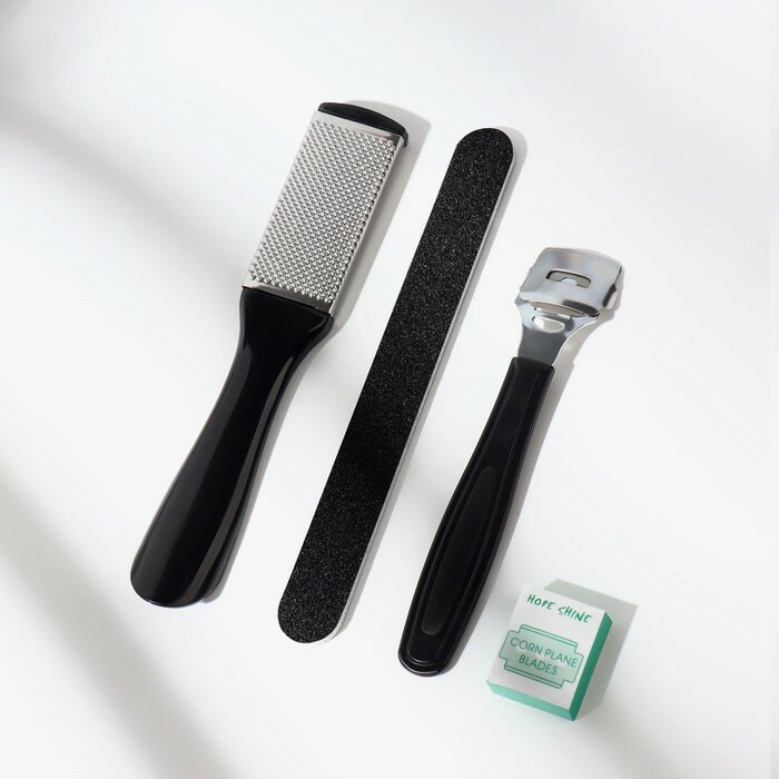 Набор для педикюра, 4 предмета, на блистере, цвет чёрный, 427244