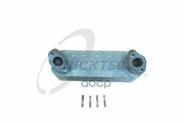 Радиатор масляный OE: 001 188 3101 TruckTec арт. 01.18.040