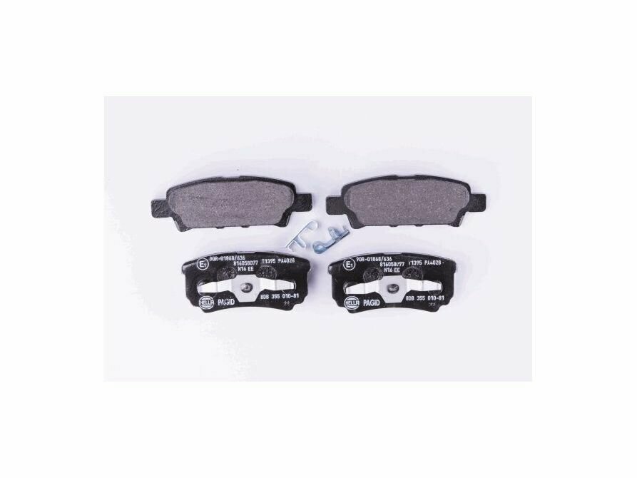 HELLA 8DB355010811 Колодки тормозные MITSUBISHI LANCER IX 03>OUTLANDER 03>08 задние