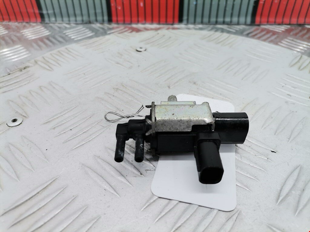 Клапан воздушный Ford Focus 2 5243591 арт. 1783436