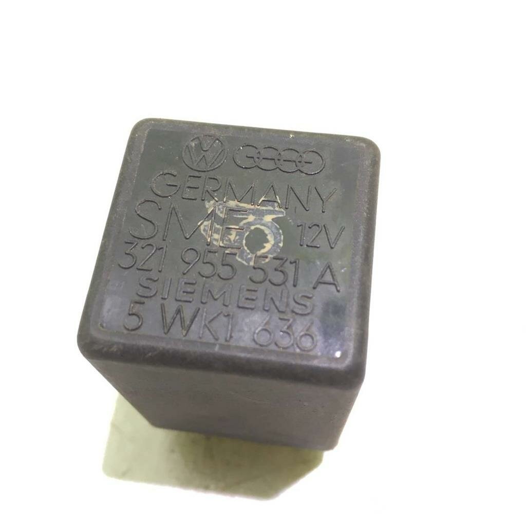 Реле VW Golf 3 Vento 91-97