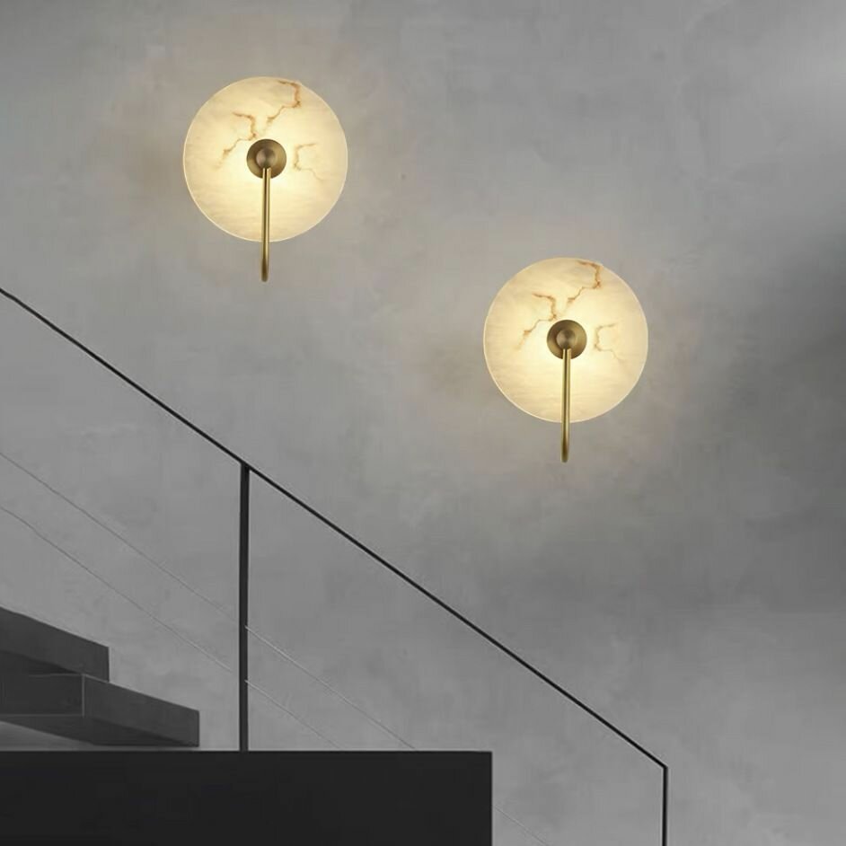 Настенный светильник