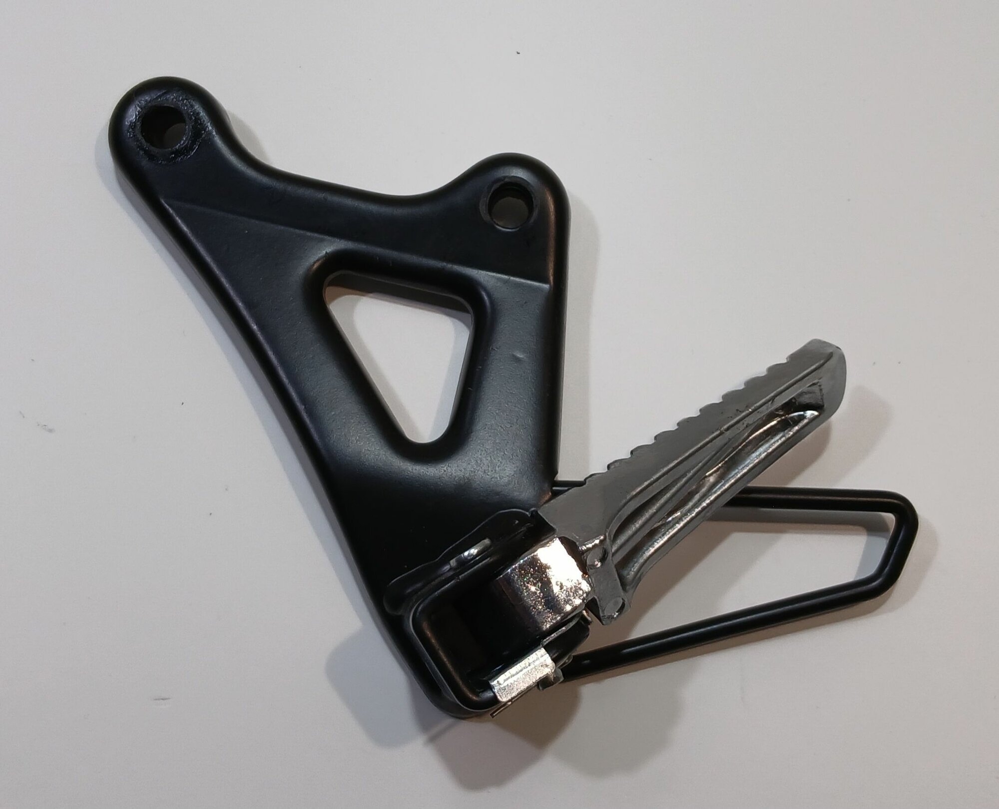 Подножка пассажира левая Мотоцикл KAYO T2 ENDURO