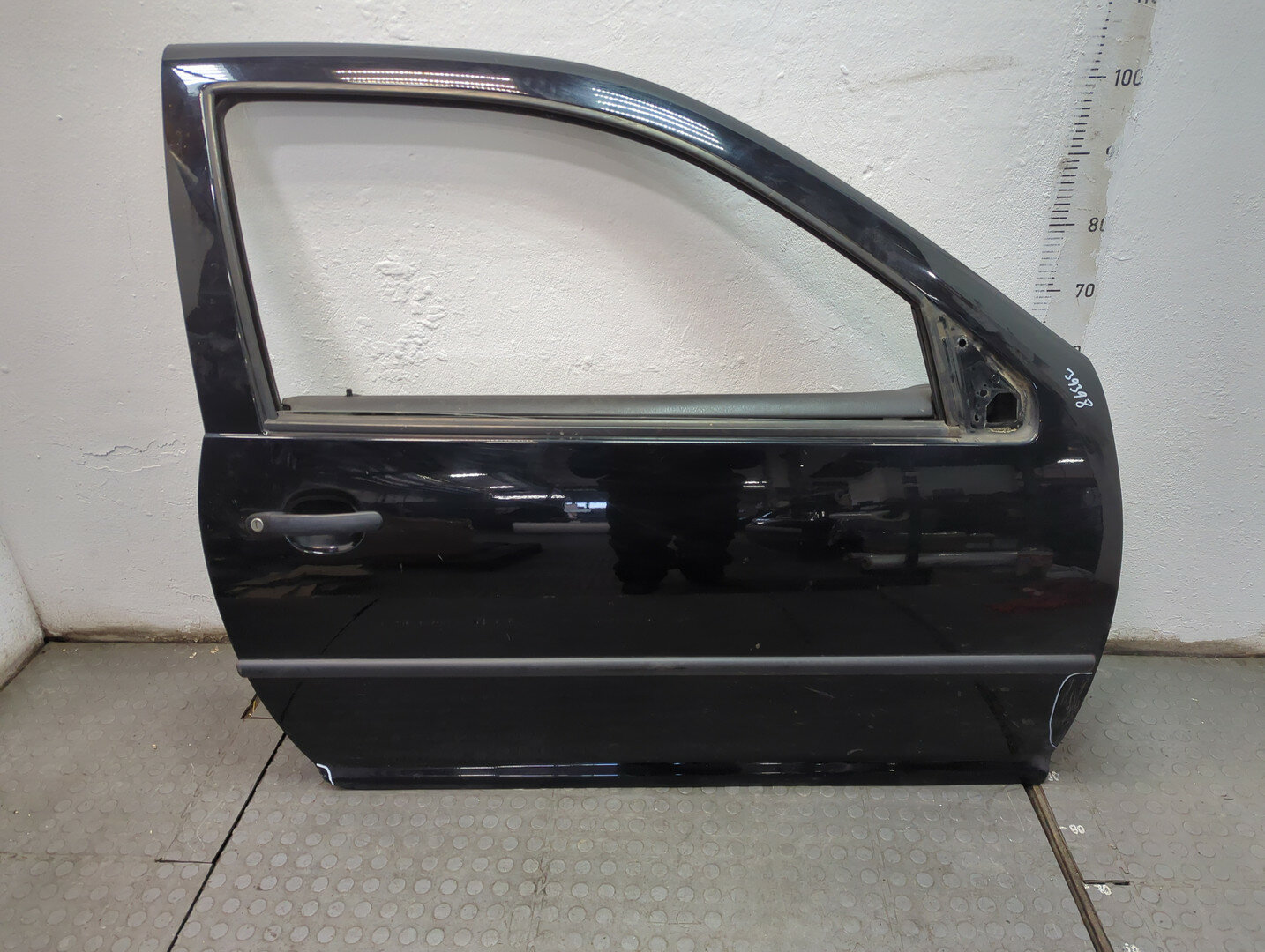 Дверь боковая (легковая) правая передняя Volkswagen Golf 4 Б/У