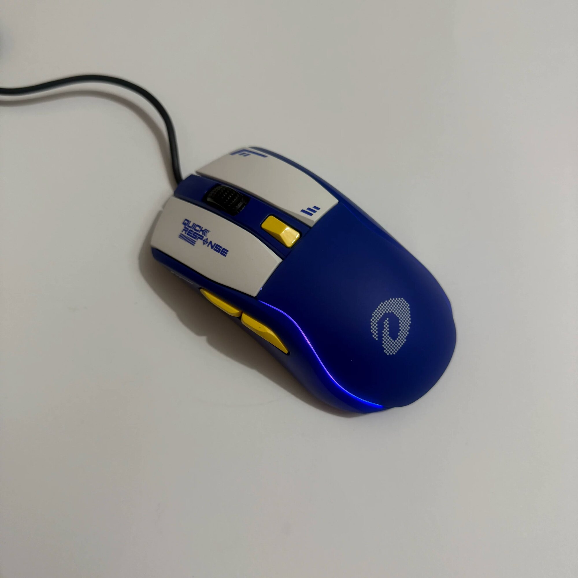 DAREU Daryou cm610 Wrangler игровая мышь настольный компьютер ноутбук киберспорт Интернет-кафе ест курица проводная