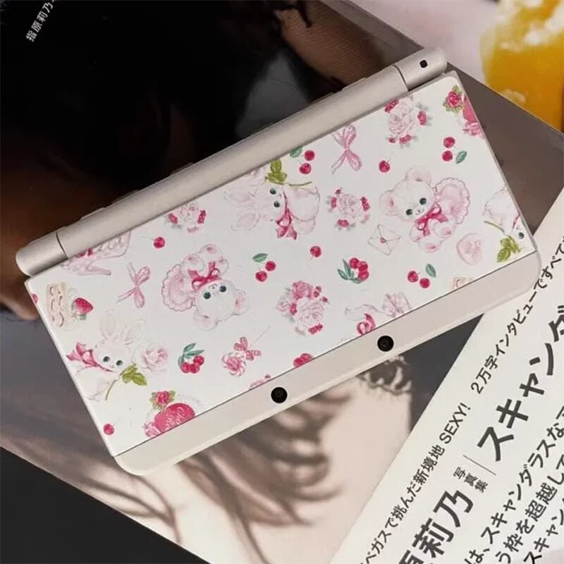 Чехол для Nintendo 3DS Crayon Shin-chan розовый Мульти, Многоцветный, 3ds